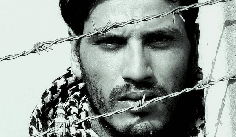 Mohammad Muneem- Expressing through melodies – KashmirBox.com